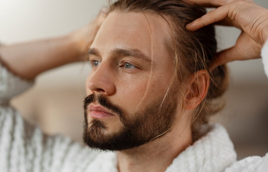 La microgreffe de cheveux (FUE et FUT) - Dr Reinbold - Chirurgien ...